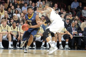Kayel Locke prepares for final season of UNCG Basketball – THE CAROLINIAN