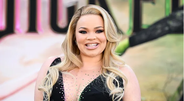 Trisha Paytas and the Power of the Pivot, Part I – THE CAROLINIAN